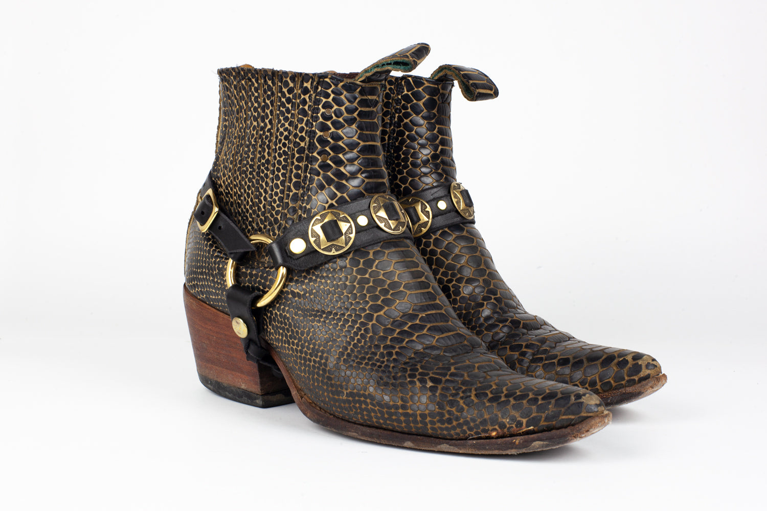 Classic 3 concho bootstraps – Hell Bent Leather